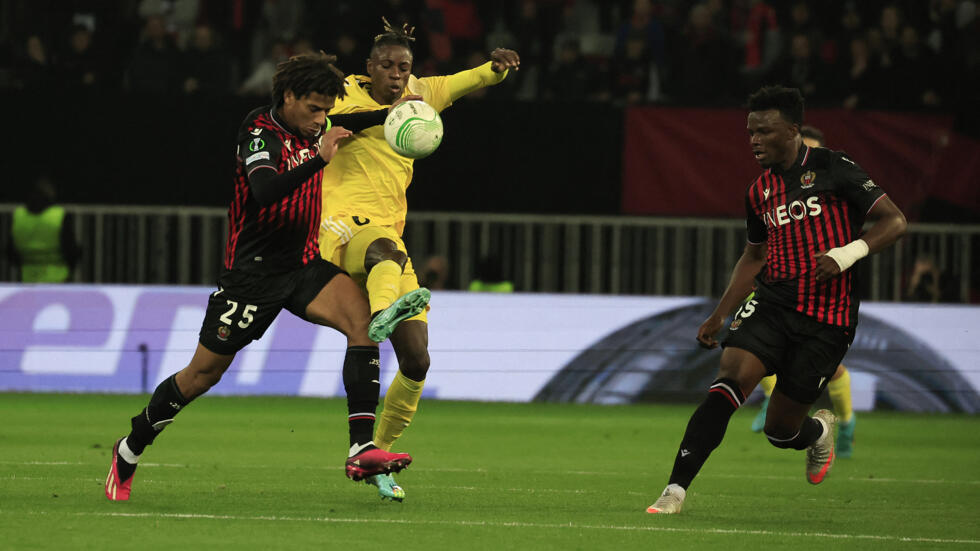 Football: Saliba et Fofana forfaits, Disasi et Todibo appelés en renfort avec les Bleus