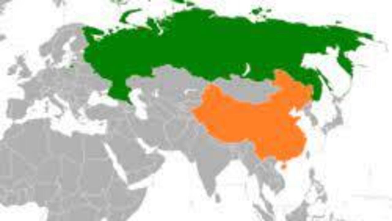 中国与俄罗斯新军演上路 中国军机自俄罗斯机场起飞