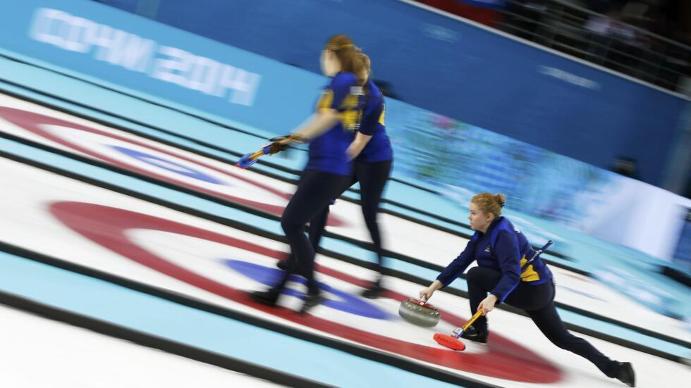 Le curling, ce drôle de sport olympique - Reportage France