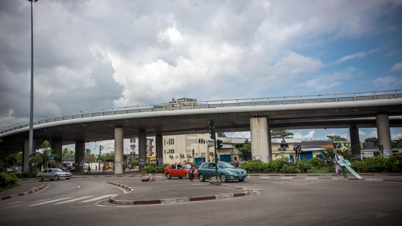 Côte d’Ivoire: à Abidjan, l’interdiction des deux et trois roues sur de grandes artères inquiète ...