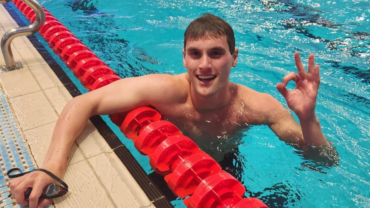 JO 2024: Adam Maraana, un «symbole d’unité» à Paris - Reportage ...