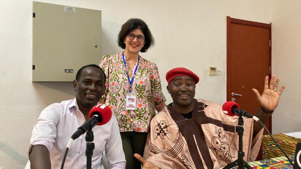 Avec Mamane et Le Magnific, Capitale du rire fête ses 10 ans à Abidjan ...