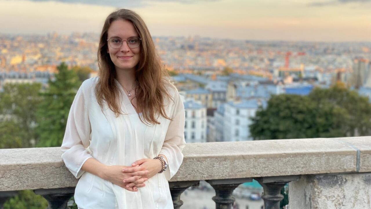 Isabelle Hoxha, finalista del concurso Mi Tesis en 180 Segundos - Mundo ...