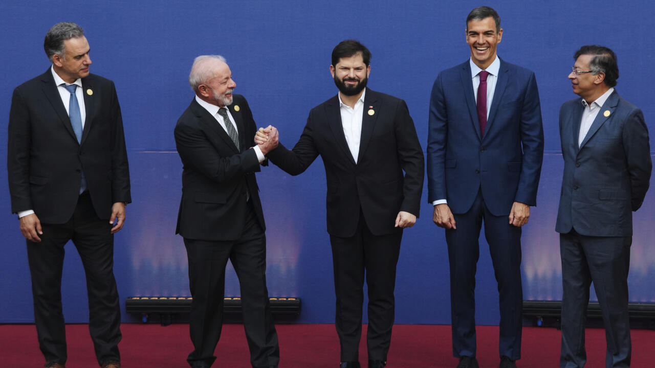 Chili: «Democratia siempre», un sommet de la gauche pour défendre la ...