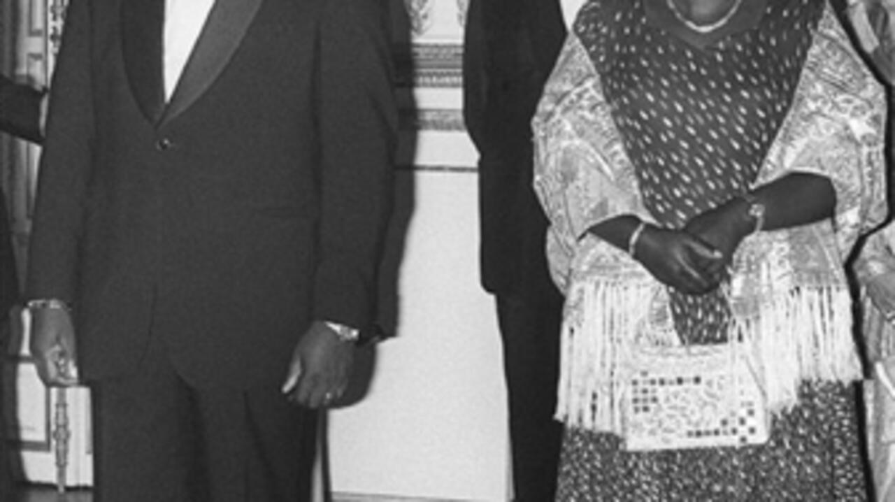 Portrait de Juvénal Habyarimana (3 et 4/18) - Archives d'Afrique