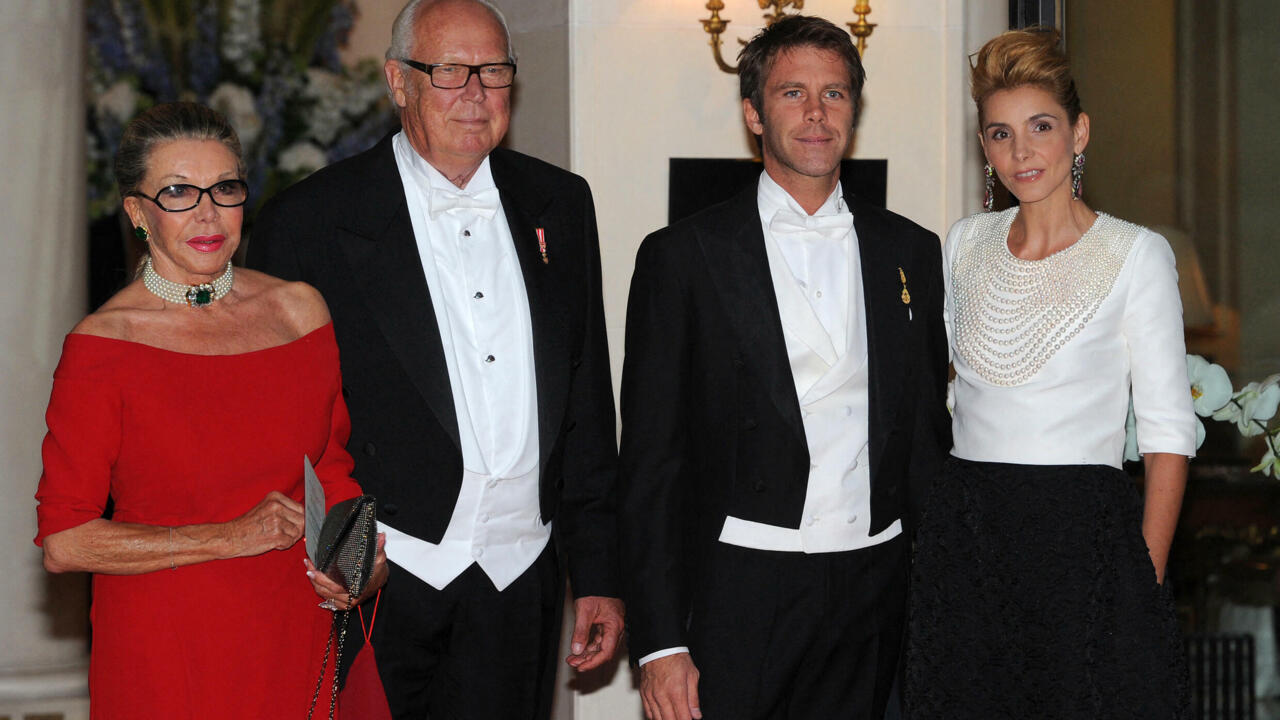 Italy's former royal family demands return of crown jewels, confiscated ...