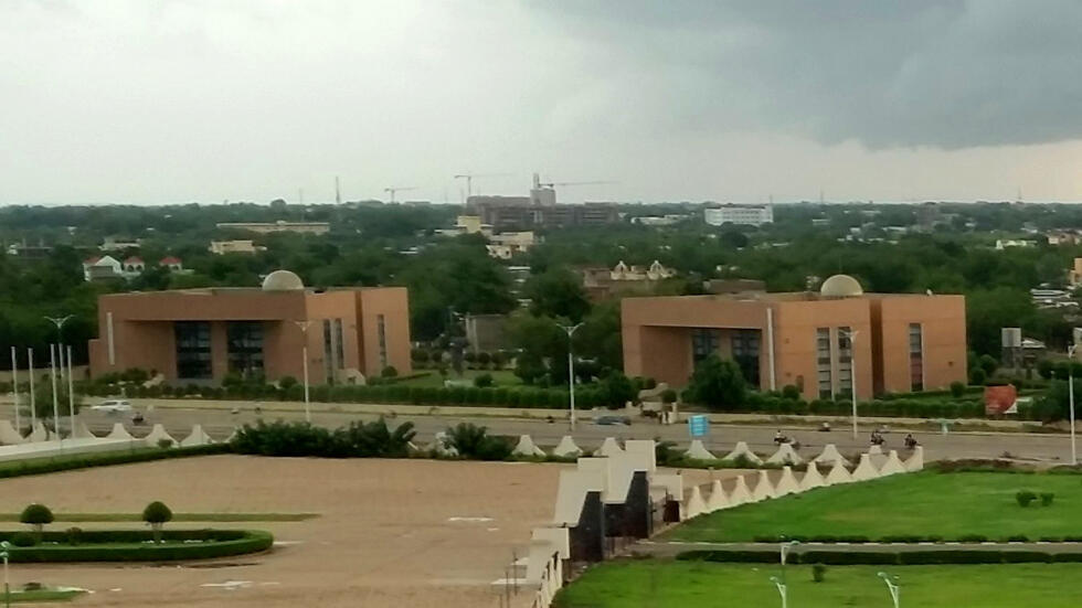 Tchad: des bénévoles organisent des séances de lecture à domicile