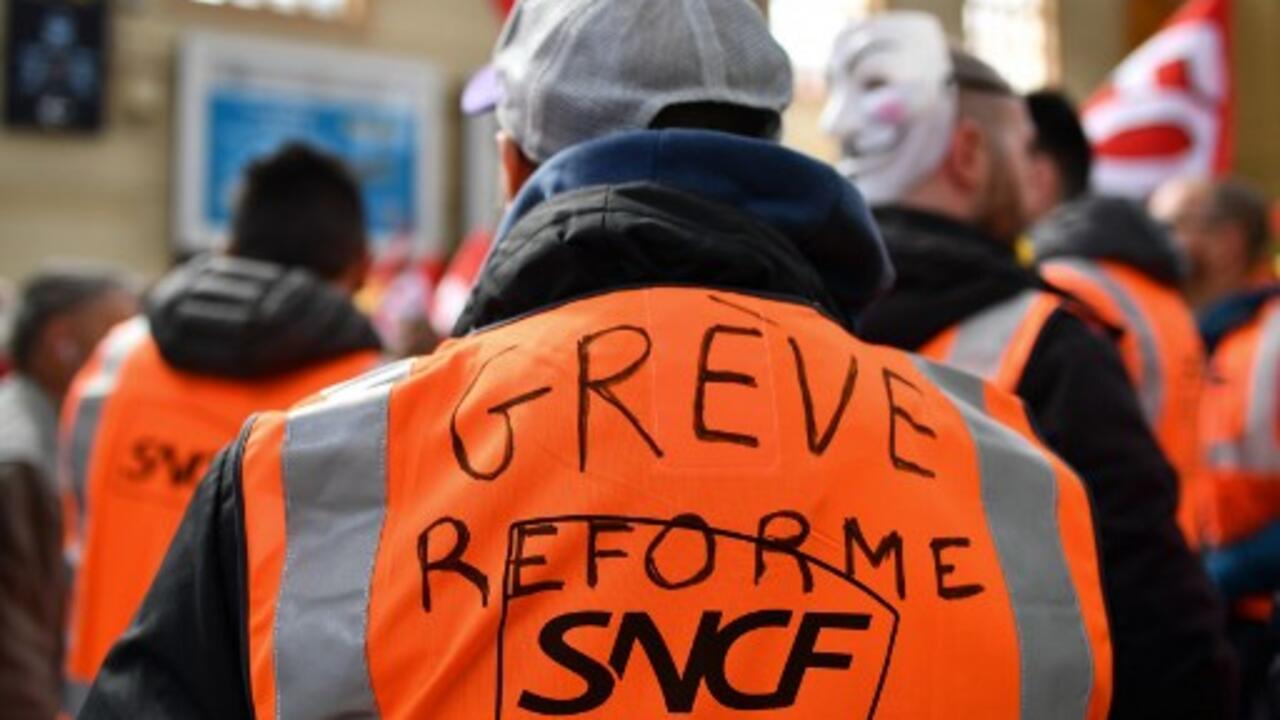 Conheça a origem da palavra “greve”, nascida em Paris - Um pulo em Paris