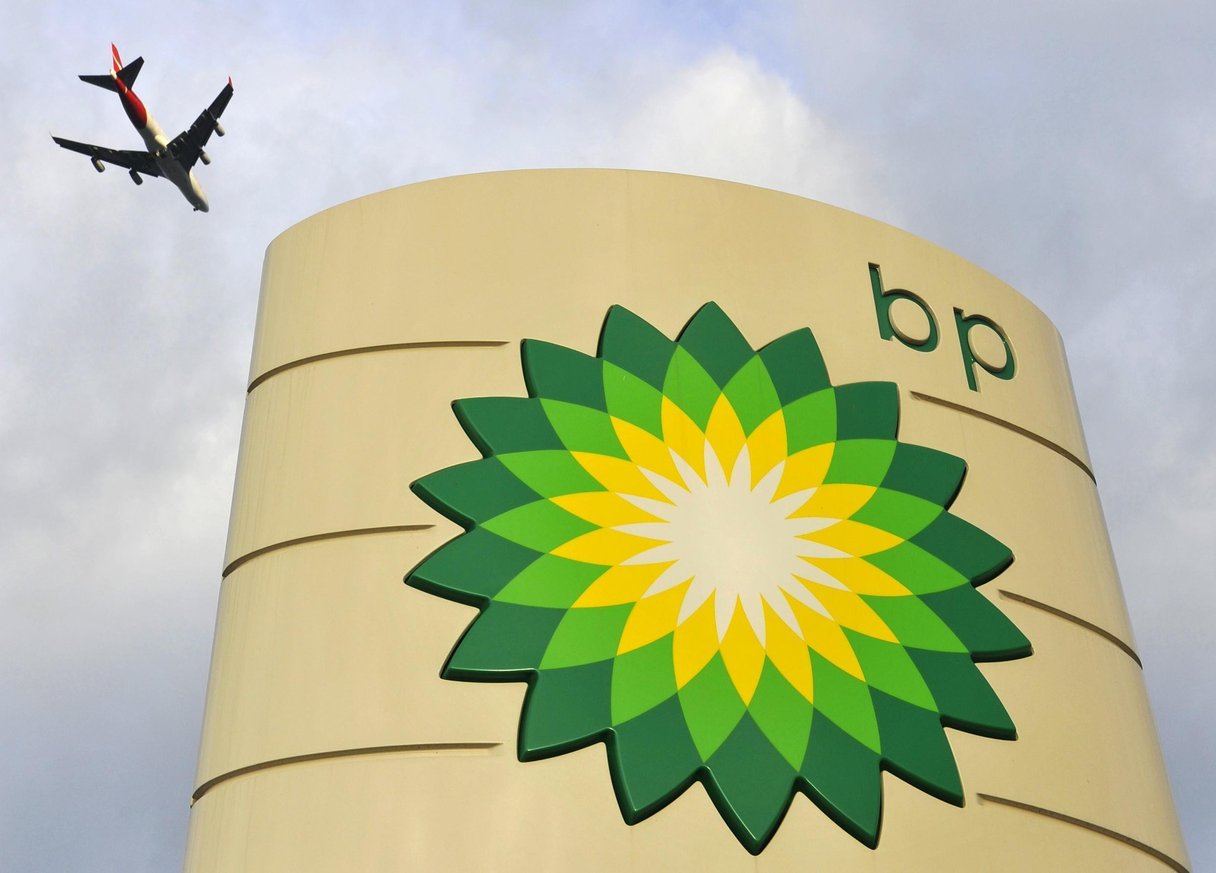 BP nomeia novo dirigente e anuncia prejuízo trimestral de US$ 17 bi
