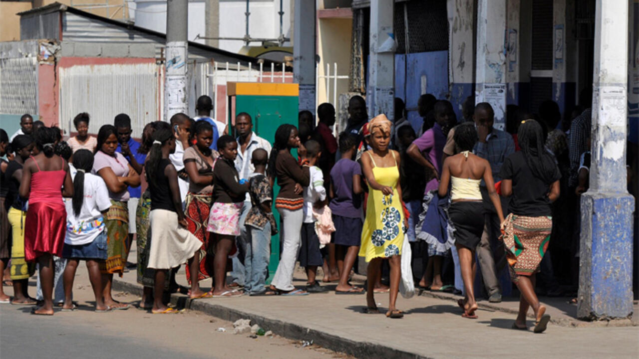 Mozambique riots, DRC genocide report and strikes in South Africa ...