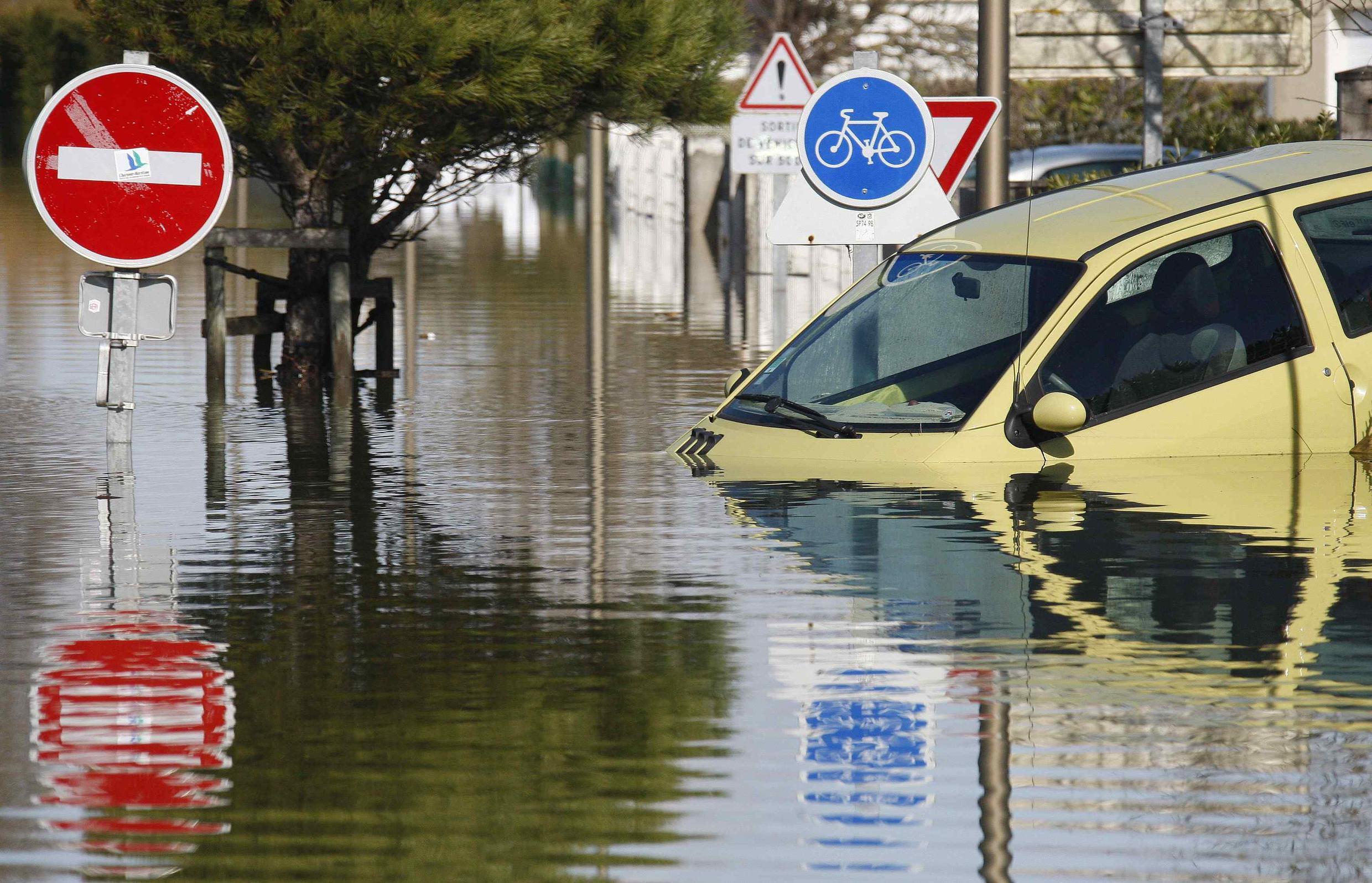 Thousands evacuated as heavy rain-storms hit south of France