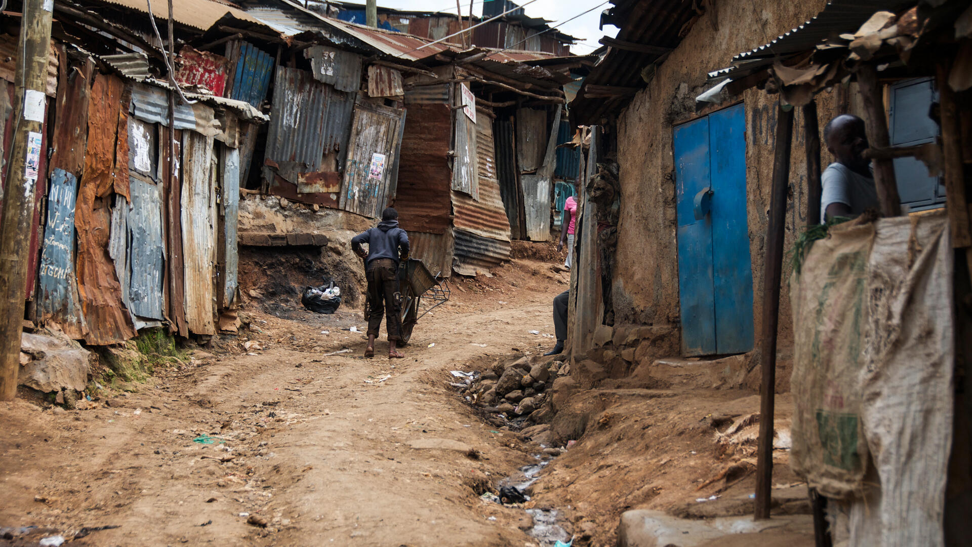 Ugumu wa mataifa ya Afrika kuwapa raia wao makazi bora - Habari RFI-Ki