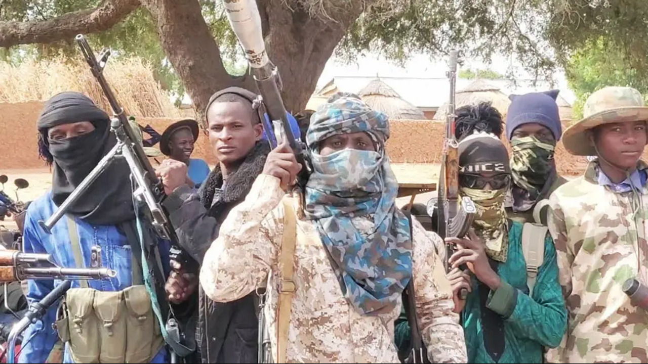 Bello Turji ya bayyana aniyar mika wuya - Manjo janar Christopher Musa ...