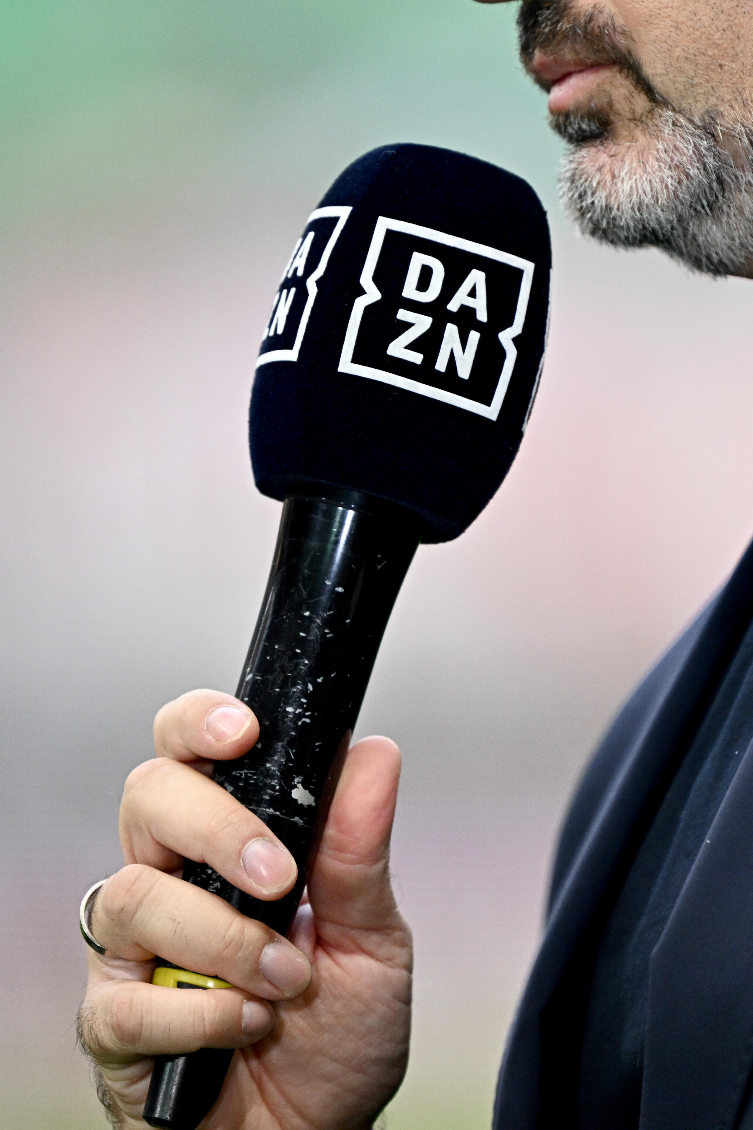 Le foot français retient son souffle avant les enchères pour les droits TV