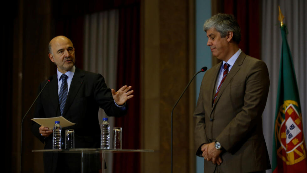 Portugal está virando a página da crise, diz comissário europeu