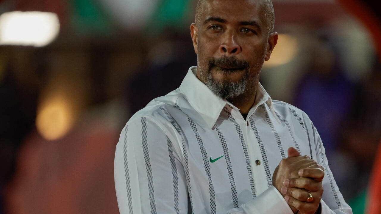 Homens do pau pequeno