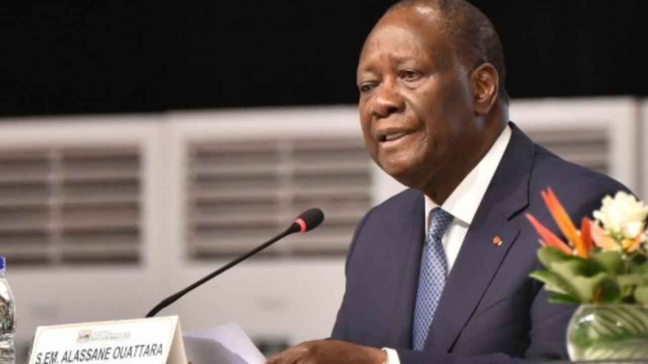 Présidentielle ivoirienne: Alassane Ouattara revient sur sa décision et se porte candidat