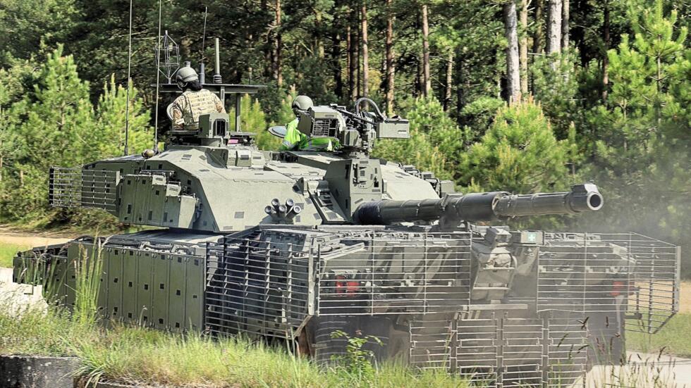 Le Royaume-Uni enverra des chars d'assaut «Challenger 2» en Ukraine