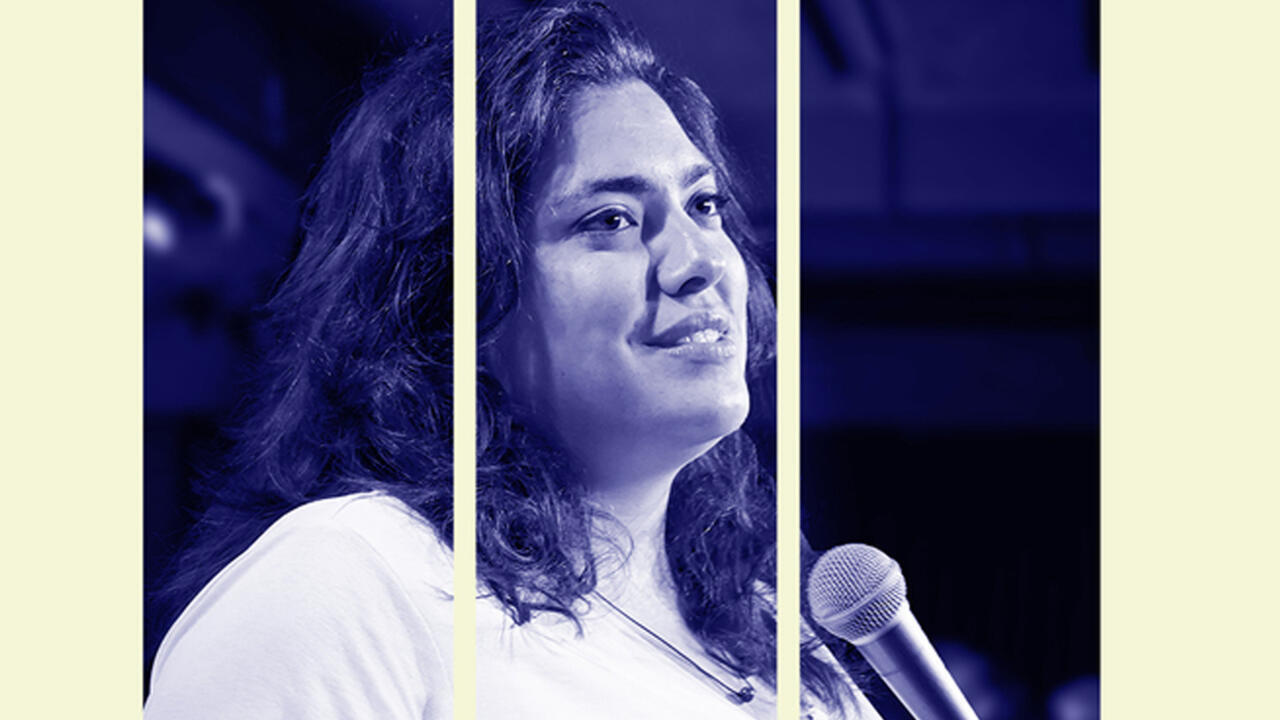 L’humoriste libanaise Shaden Fakih fait salle comble en France et ...