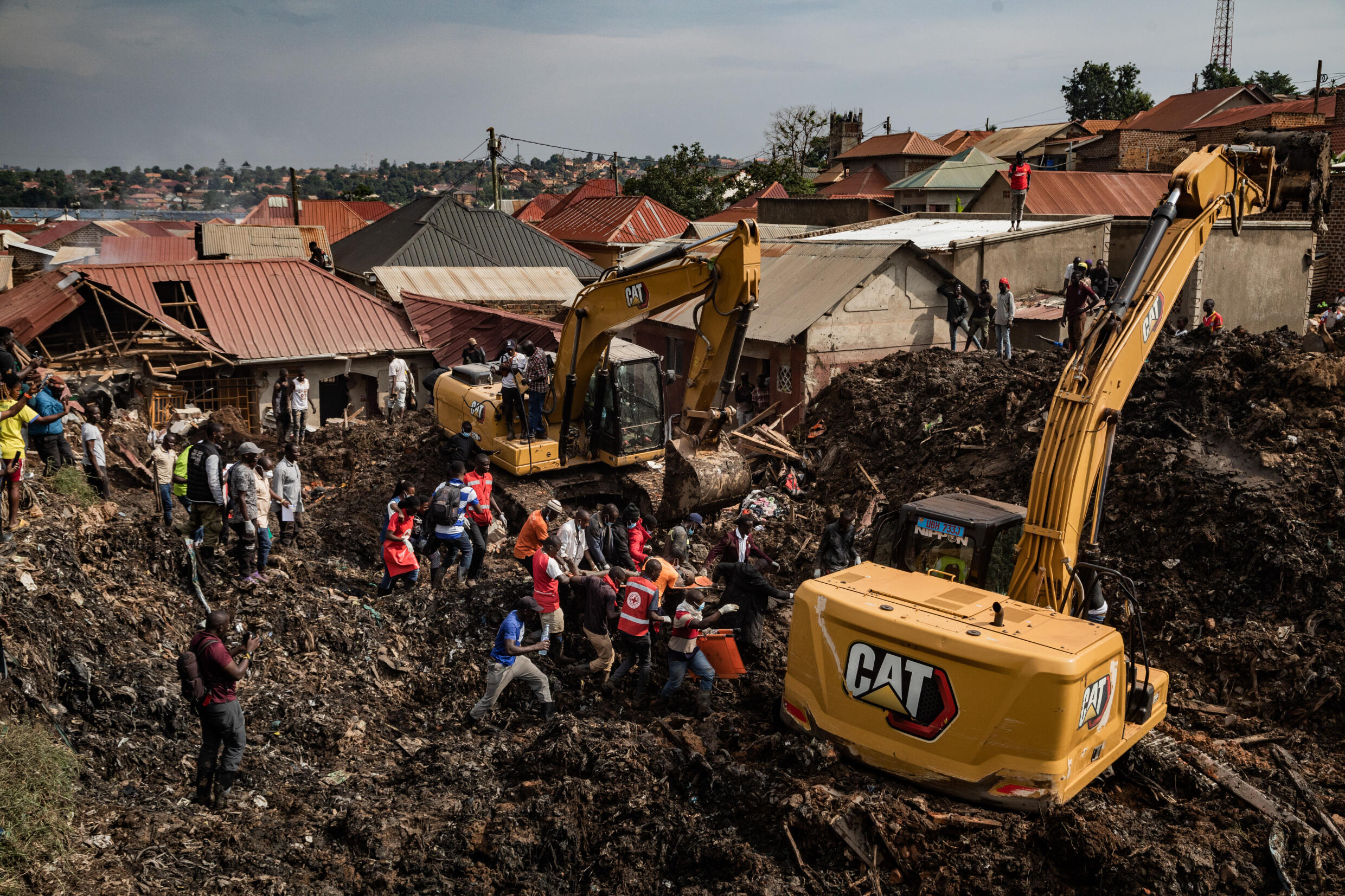 Uganda garbage landslide death toll rises to 30