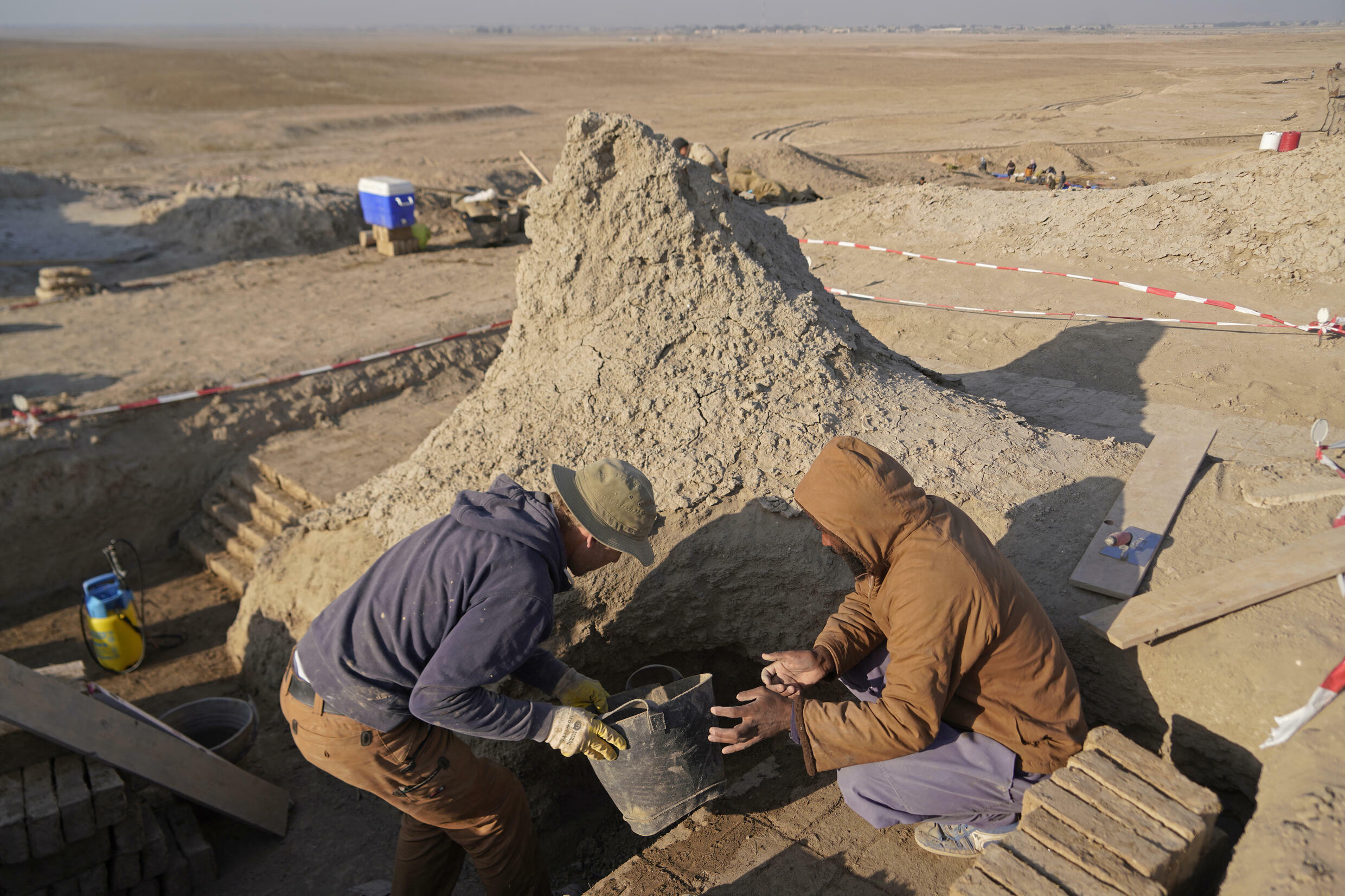 European archaeologists back in Iraq after years of war