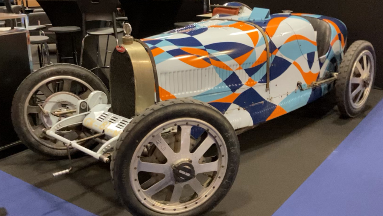 Maşini de colecţie la Paris Retro Mobile 2026 - RFI