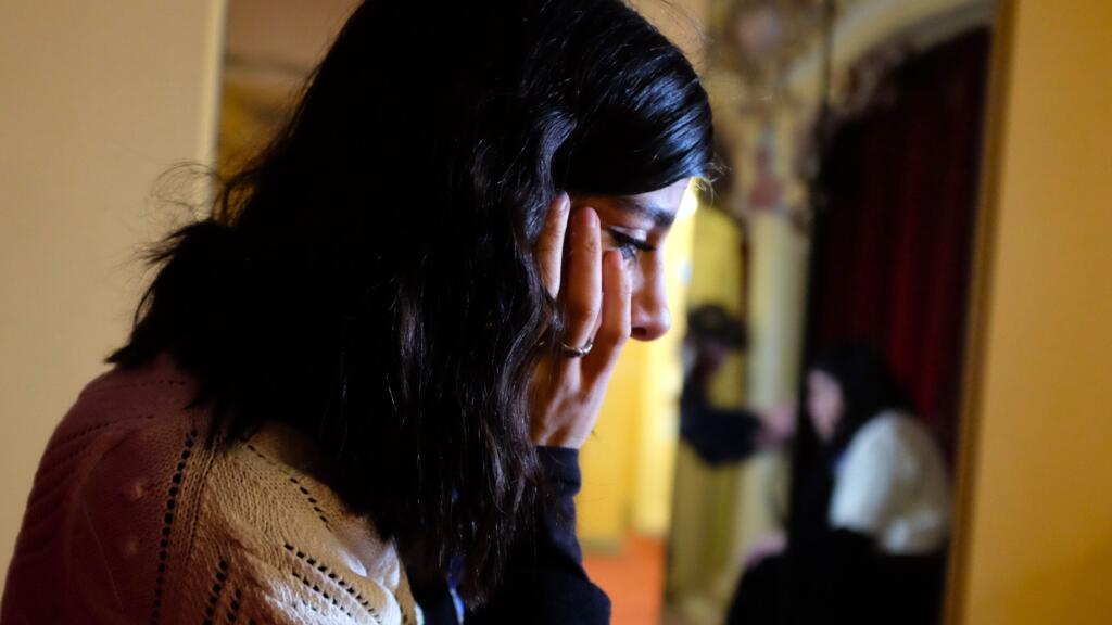 «I’m deranged», l’artiste iranienne Mina Kavani entre l’Iran et David ...