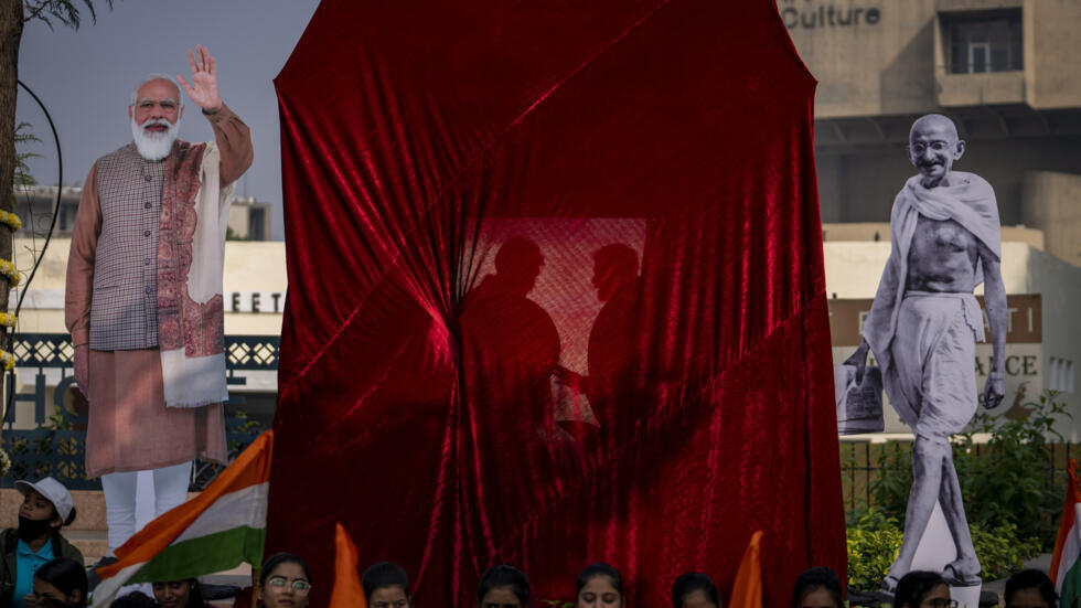 Narendra Modi calls for end to war as India takes G20 presidency