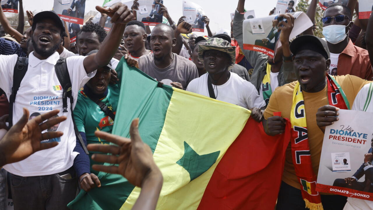 Senegal: Civil society, opposition step up protests to break political ...