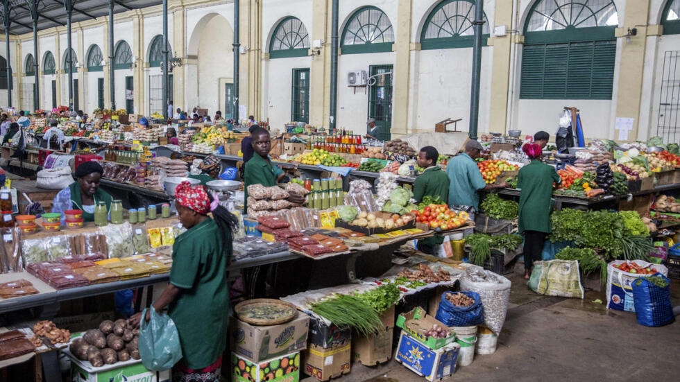 Mais de 1.300 pequenas e médias empresas em Moçambique fecharam devido ...
