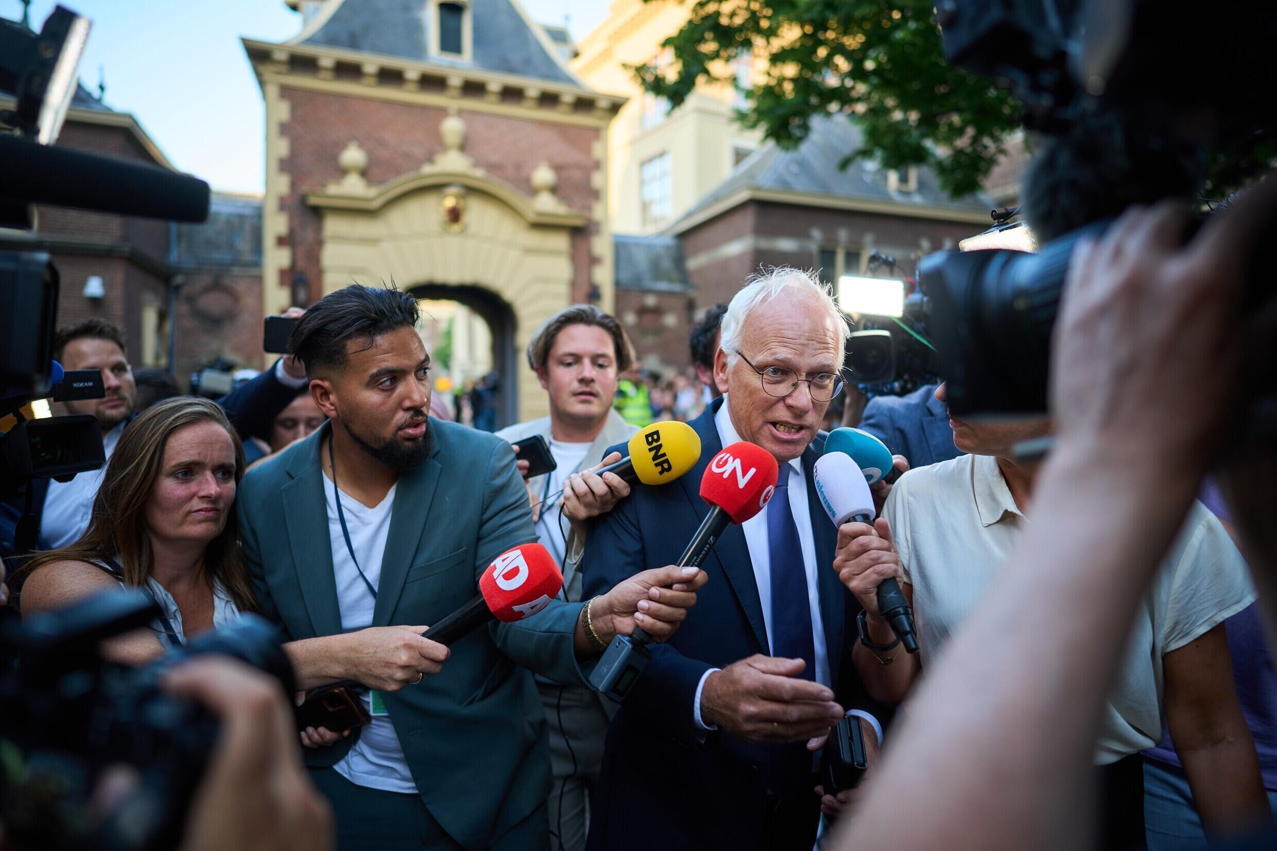 Dutch government collapses over bitter migration row