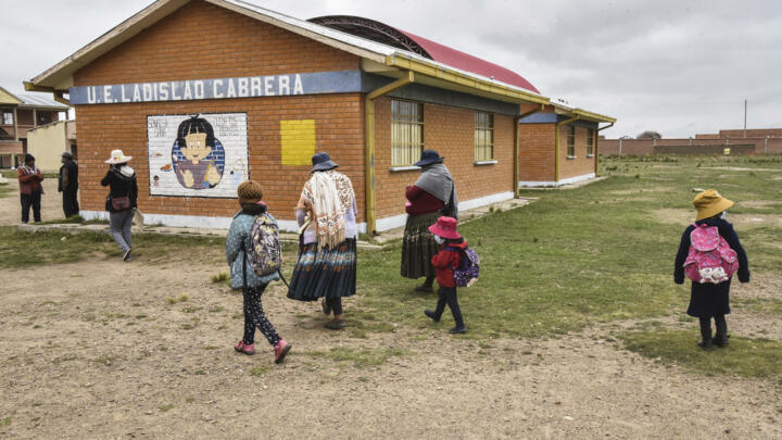En Bolivia empieza otro año escolar perturbado por la Covid-19
