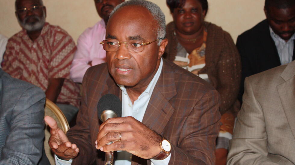 Gabon: Jean Eyeghe Ndong, opposant et soutien de Jean Ping, passe dans ...