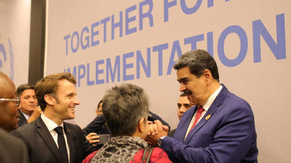 Échange Macron-Maduro à la COP27: vers un réchauffement des relations ...