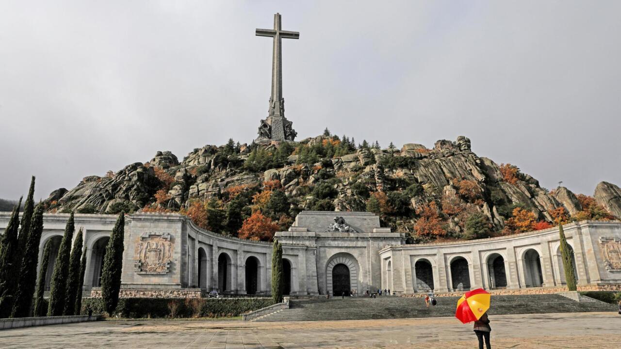 Espanha encara fantasmas da ditadura franquista e exuma restos mortais ...