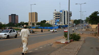 Niger: le haoussa devient langue nationale, le français réduit à une ...