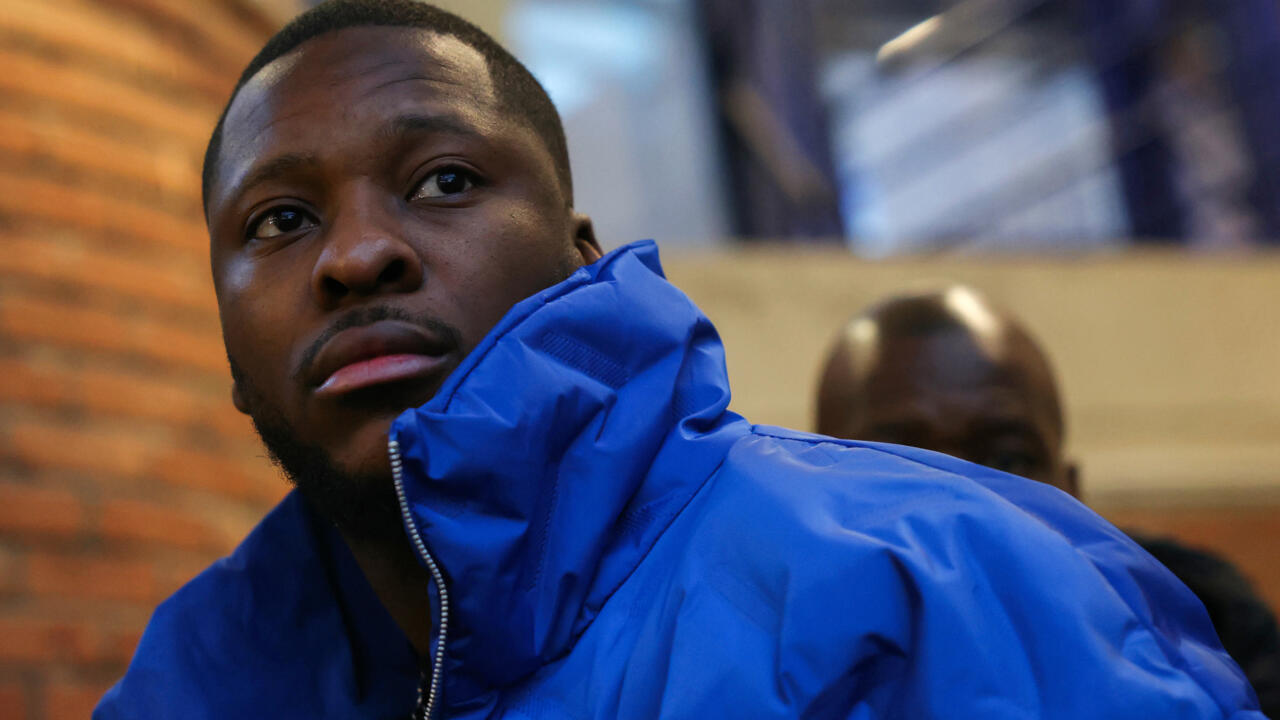 French police officers given suspended jail terms for brutal arrest