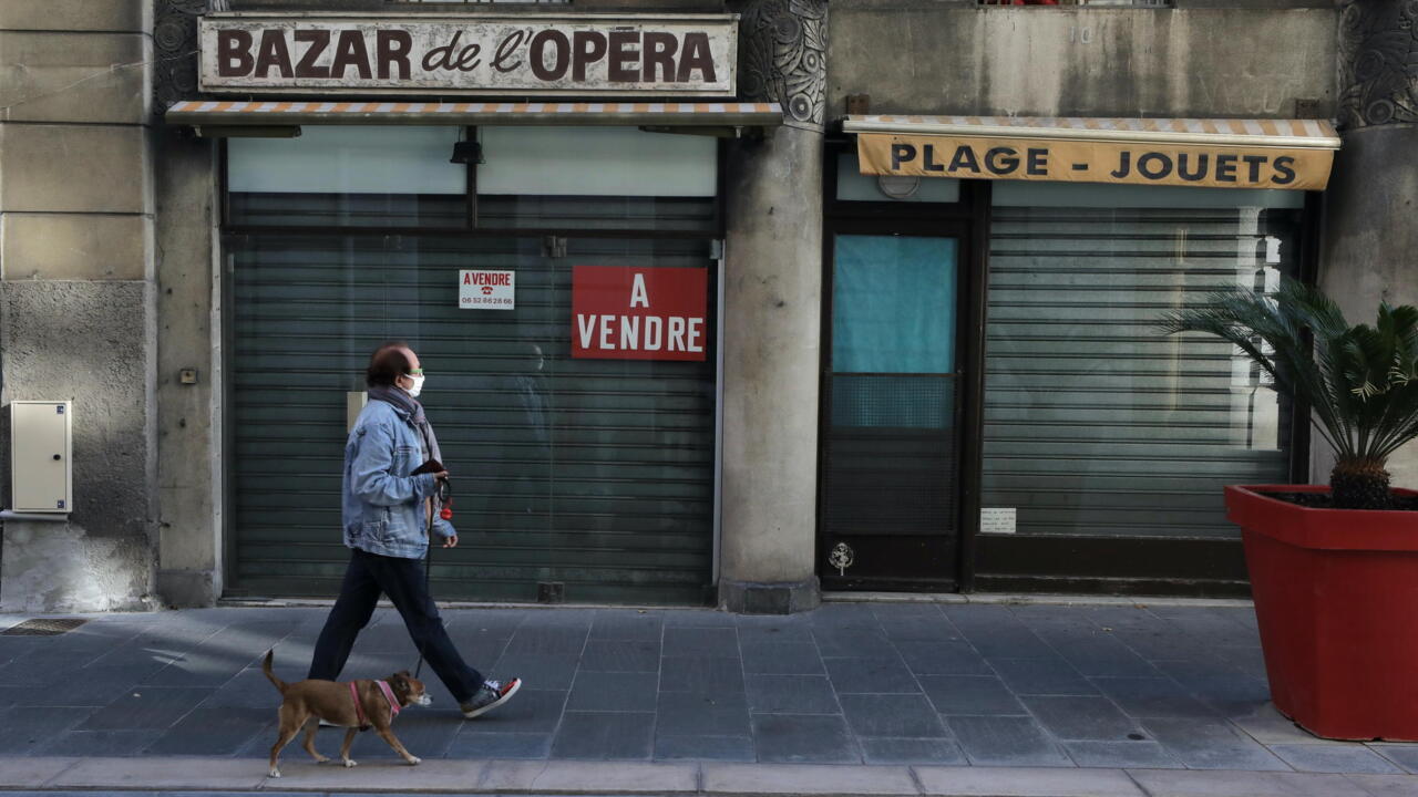 Covid-19: France to move out of lockdown in three stages