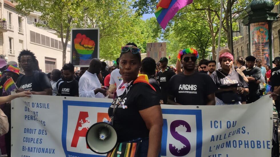 Migrants LGBT : fuir l’Afrique pour survivre - Grand reportage
