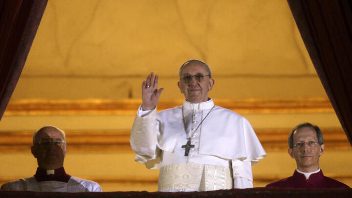 Le pape François, douze ans de pontificat en douze dates clés - RFI