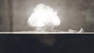 16 juillet 1945: l'explosion de «Gadget», la première bombe atomique - RFI