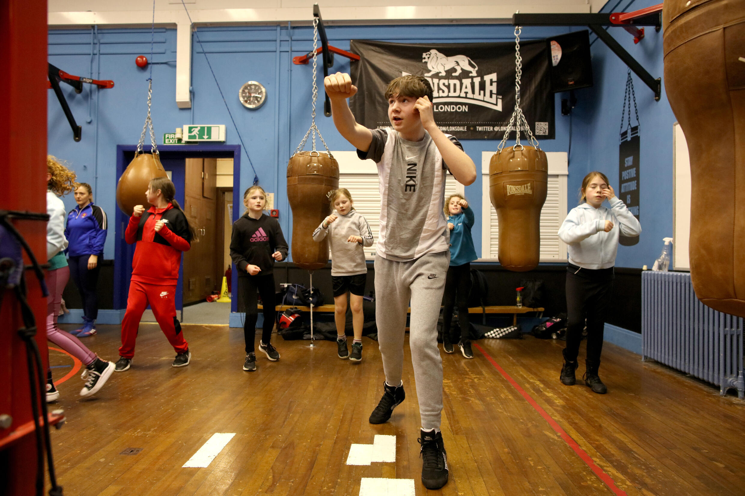 Belfast boxing club bids to knock out old sectarian divisions