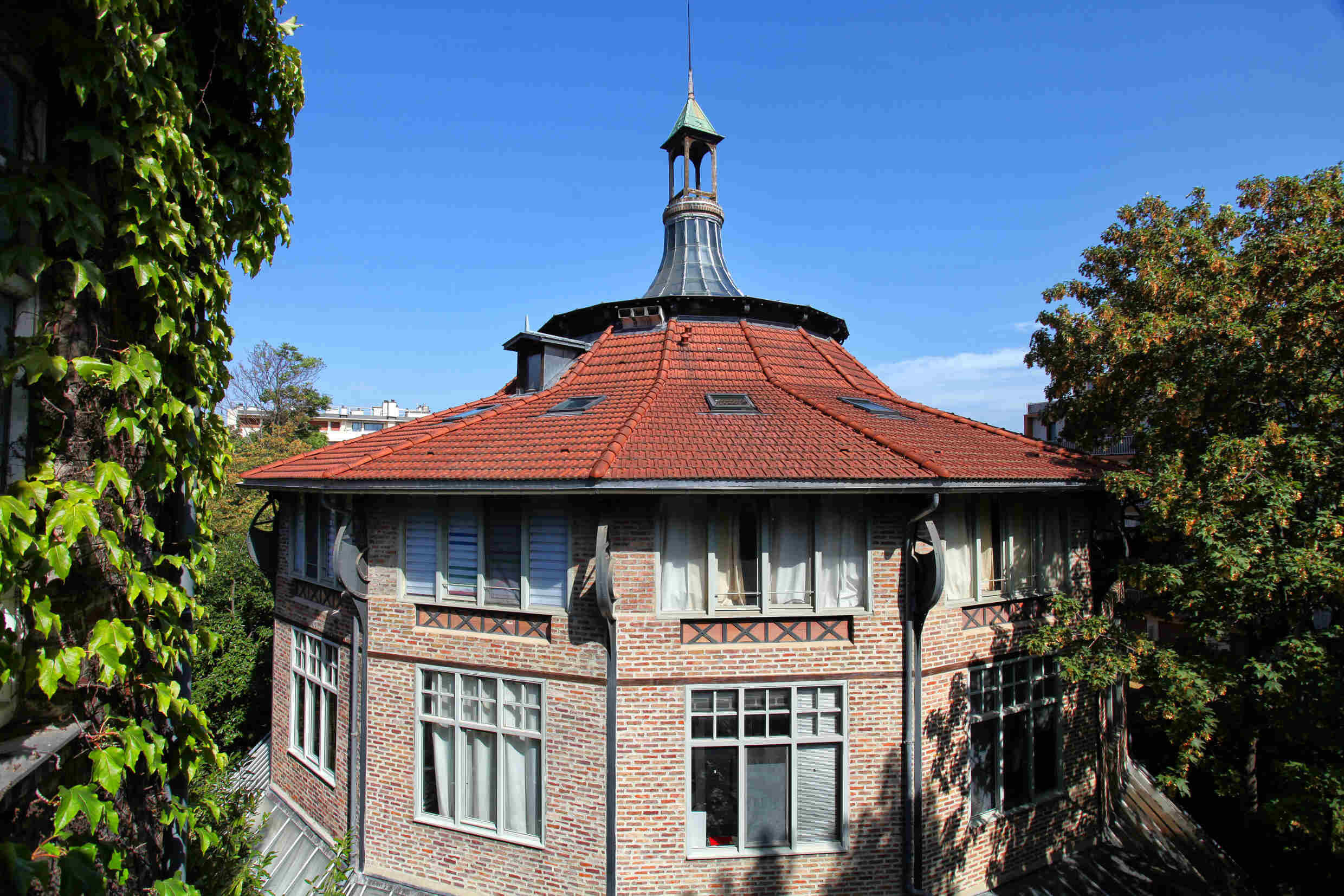 La Ruche à Paris: née en 1902, la cité d'artistes est toujours debout ...