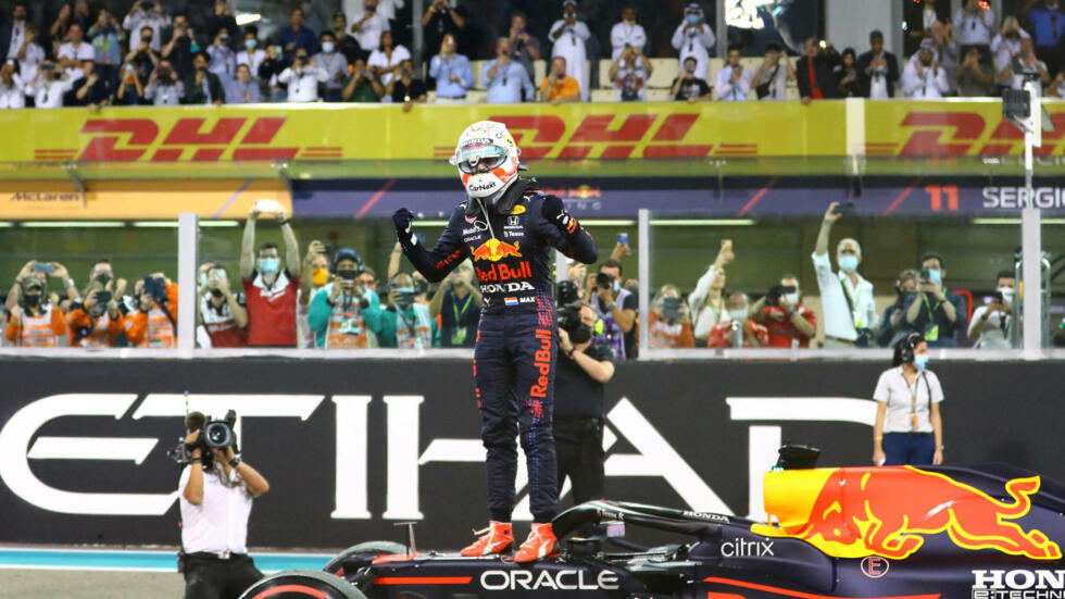 Formule 1: Max Verstappen champion du monde devant Lewis Hamilton