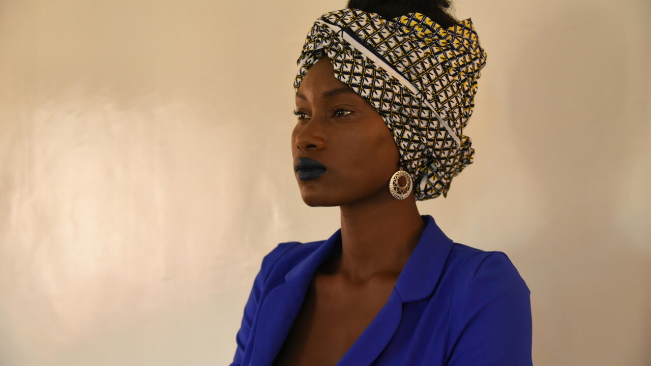 «Cousu main» de Jeanne Diama, pour «parler des femmes en période de ...