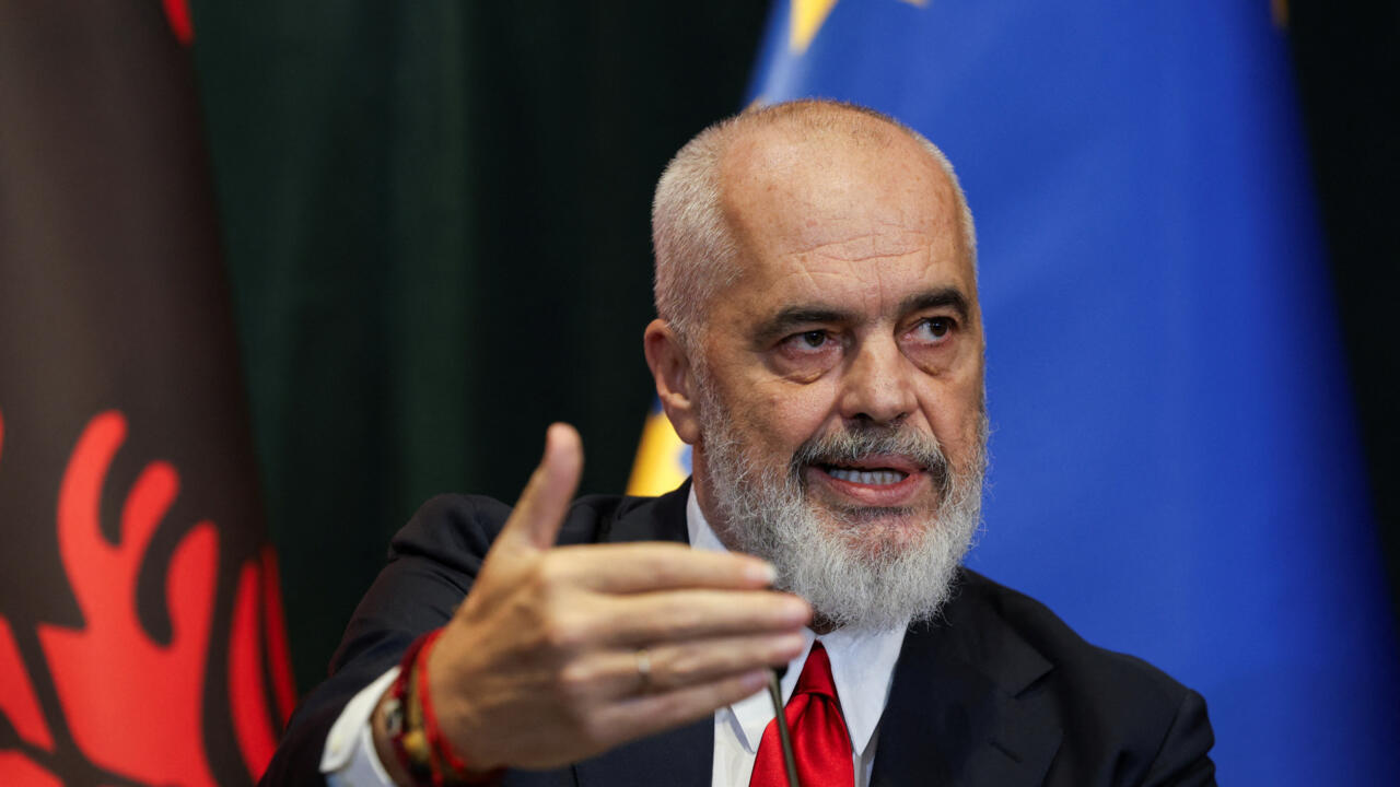 À la Une: dérive autoritaire en Albanie