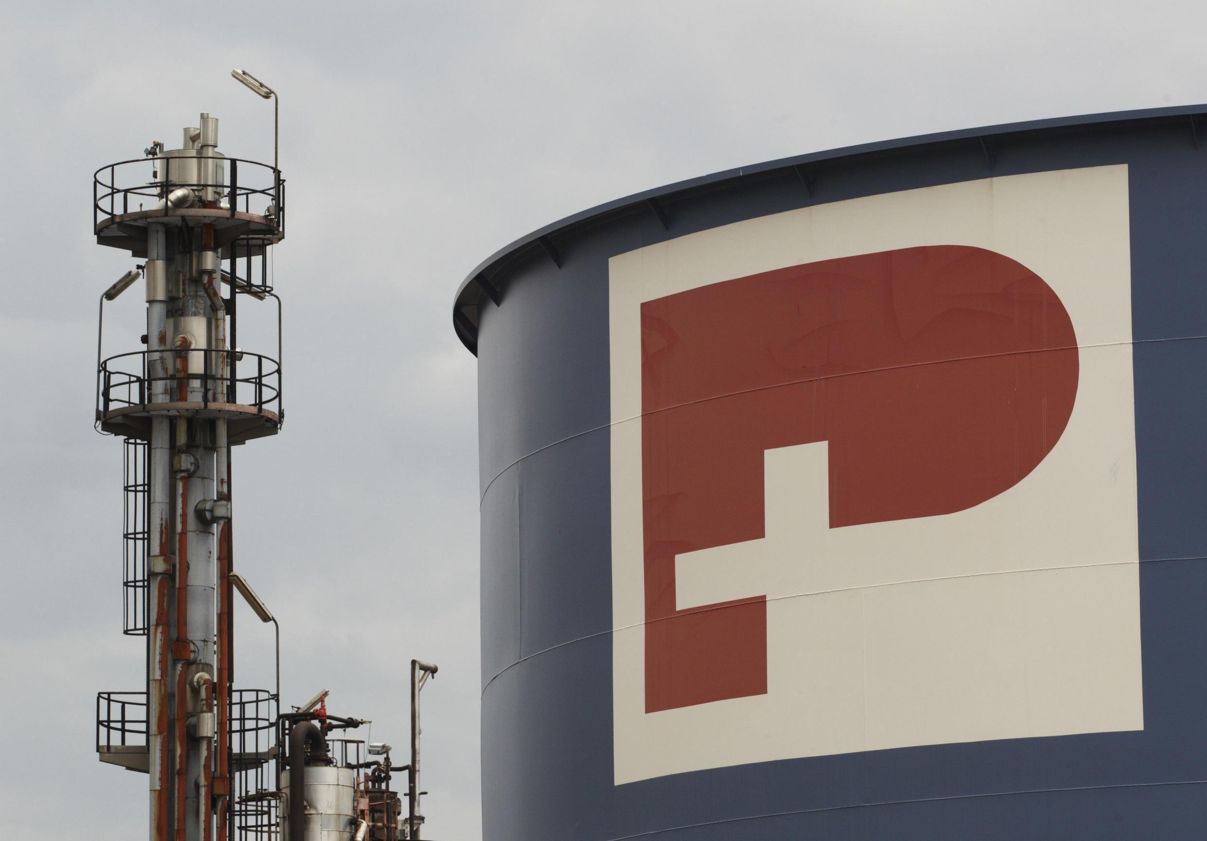 Usine Petroplus de Petit-Couronne: cinq repreneurs potentiels