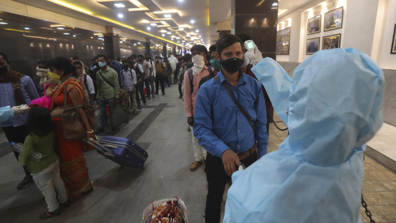 Complete lockdown in Indian city as Covid-19 cases surge in Maharashtra ...