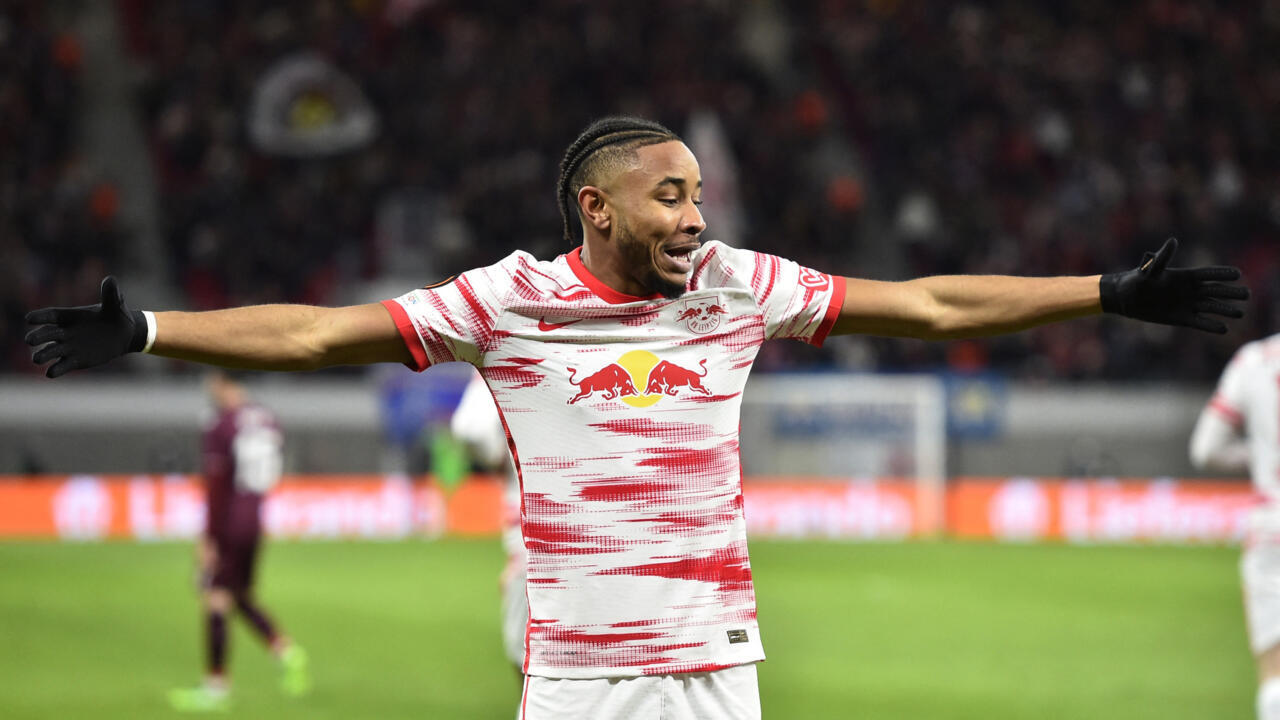 Bundesliga: Christopher Nkunku, élu meilleur joueur - Radio Foot ...