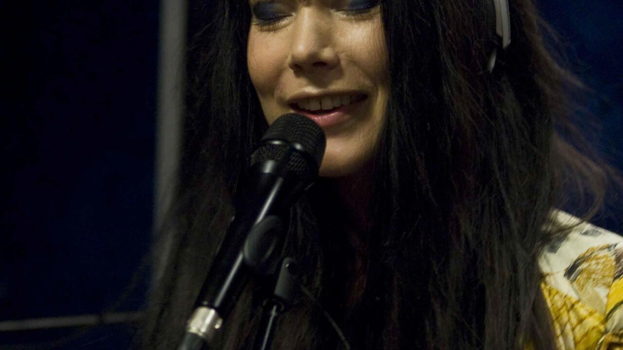 1. Live au studio 136 avec Brisa Roché et Delta Spirit - Musiques du monde